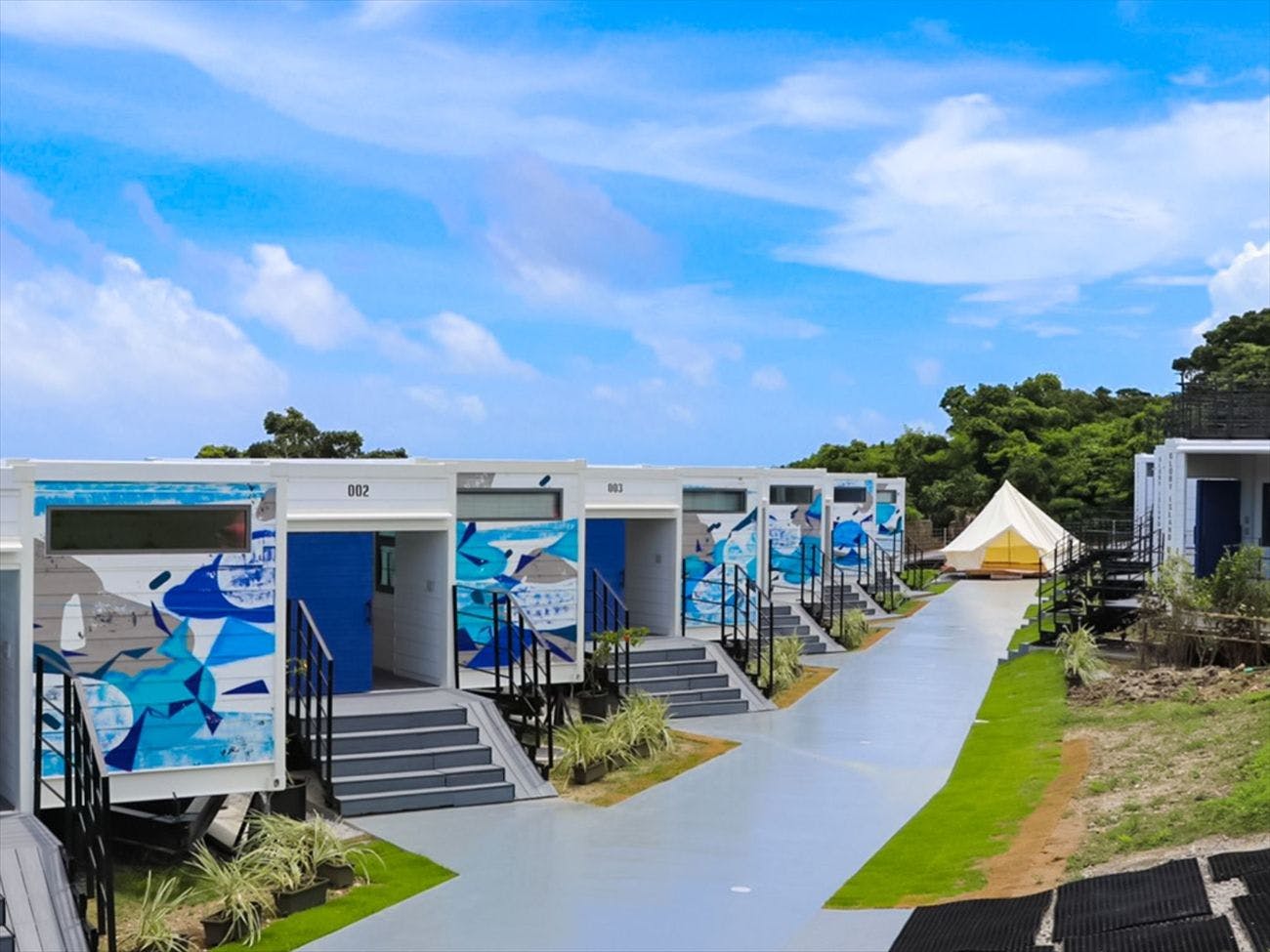 Glory island okinawa Yabusachi Resort - 【春旅】全10棟のトレーラー型ヴィラ グローリーアイランド ...