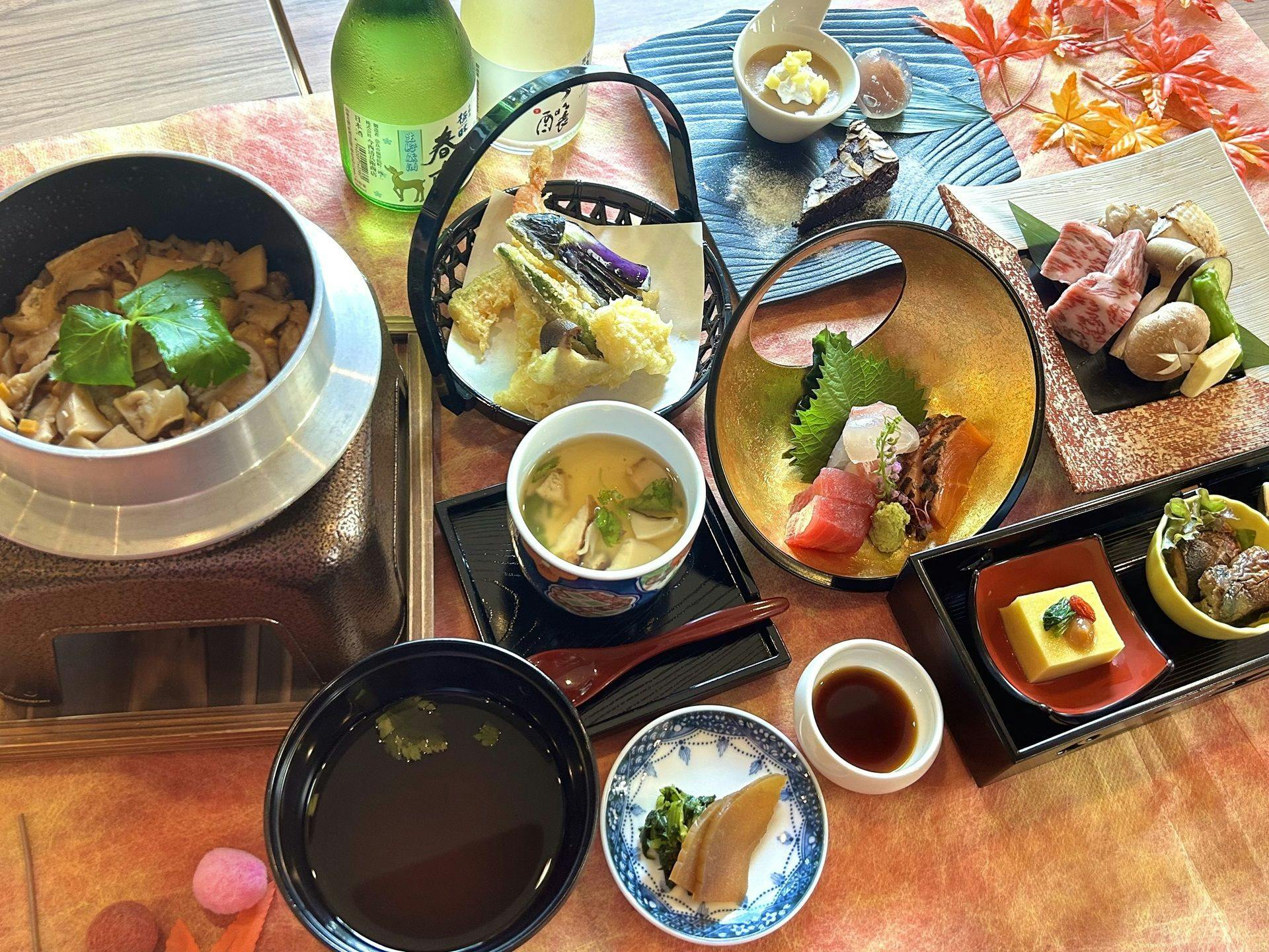 Wakura Natural Hot Spring \"Suiren no Yu\" GranVrio Hotel Nara Wakura ...