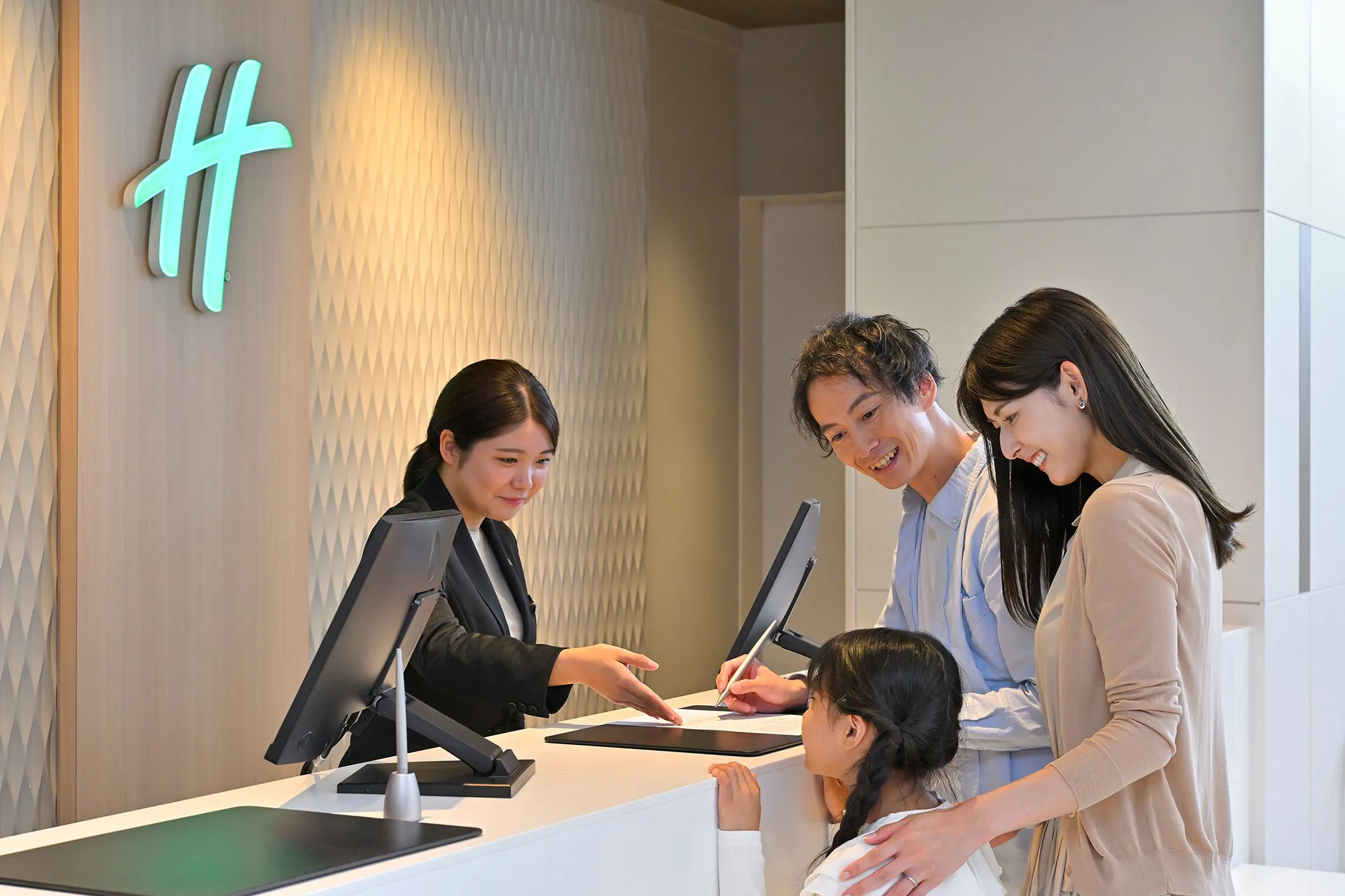 Holiday Inn & Suites Shin-Osaka - 【No Meals Included】Plan - Deluxe King ...