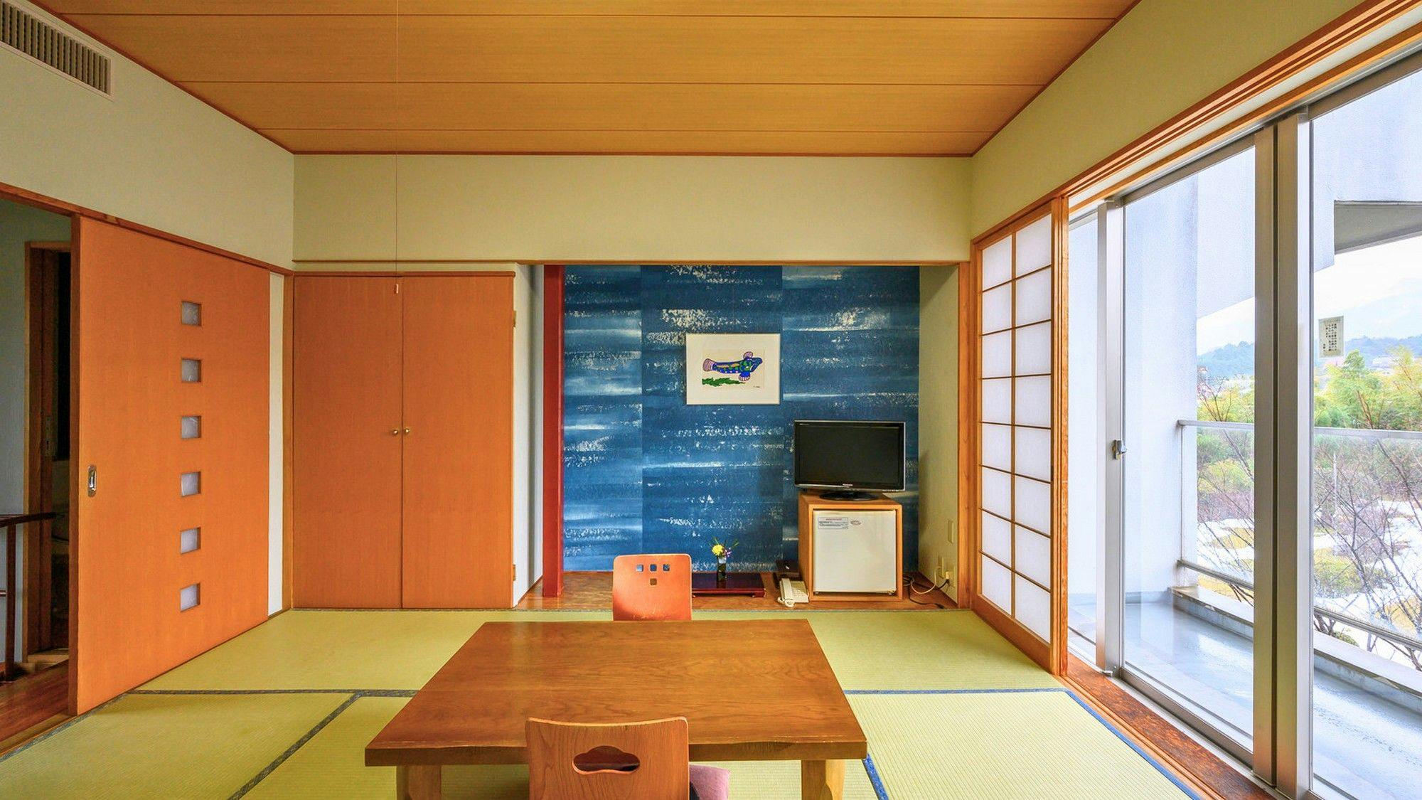 国民宿舎山紫苑 - 【基本会席～風】24時間入れる天然温泉と鳥取山海の美味を楽しむ山紫苑スタンダード＜1泊2食＞ - 【展望風呂側〇山側和室 ...