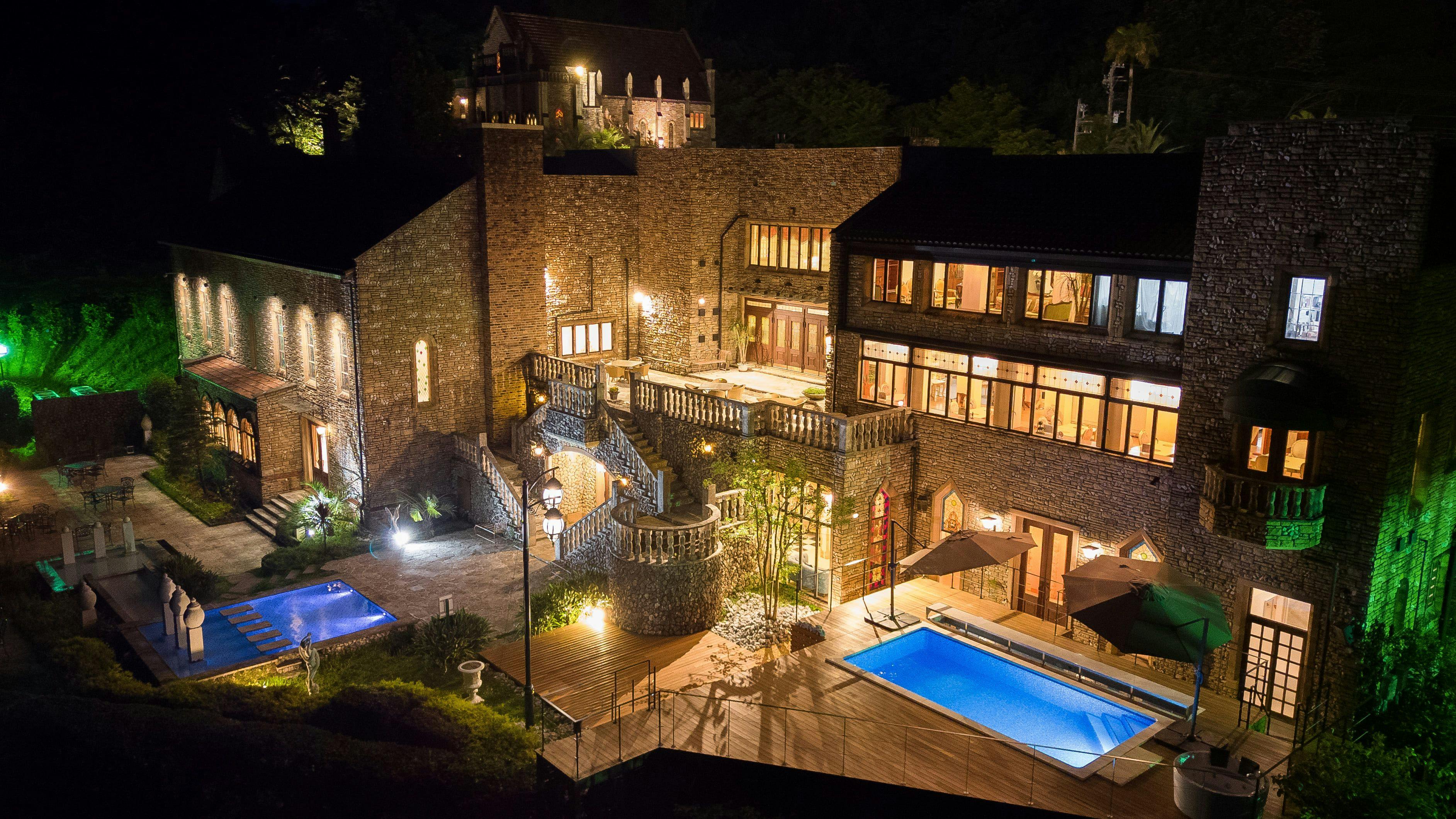 Villa Michael - 【一日一組限定】日本初の泊まれる美術館 ミュージアムホテル - Villa Michael - 宿泊予約は ...