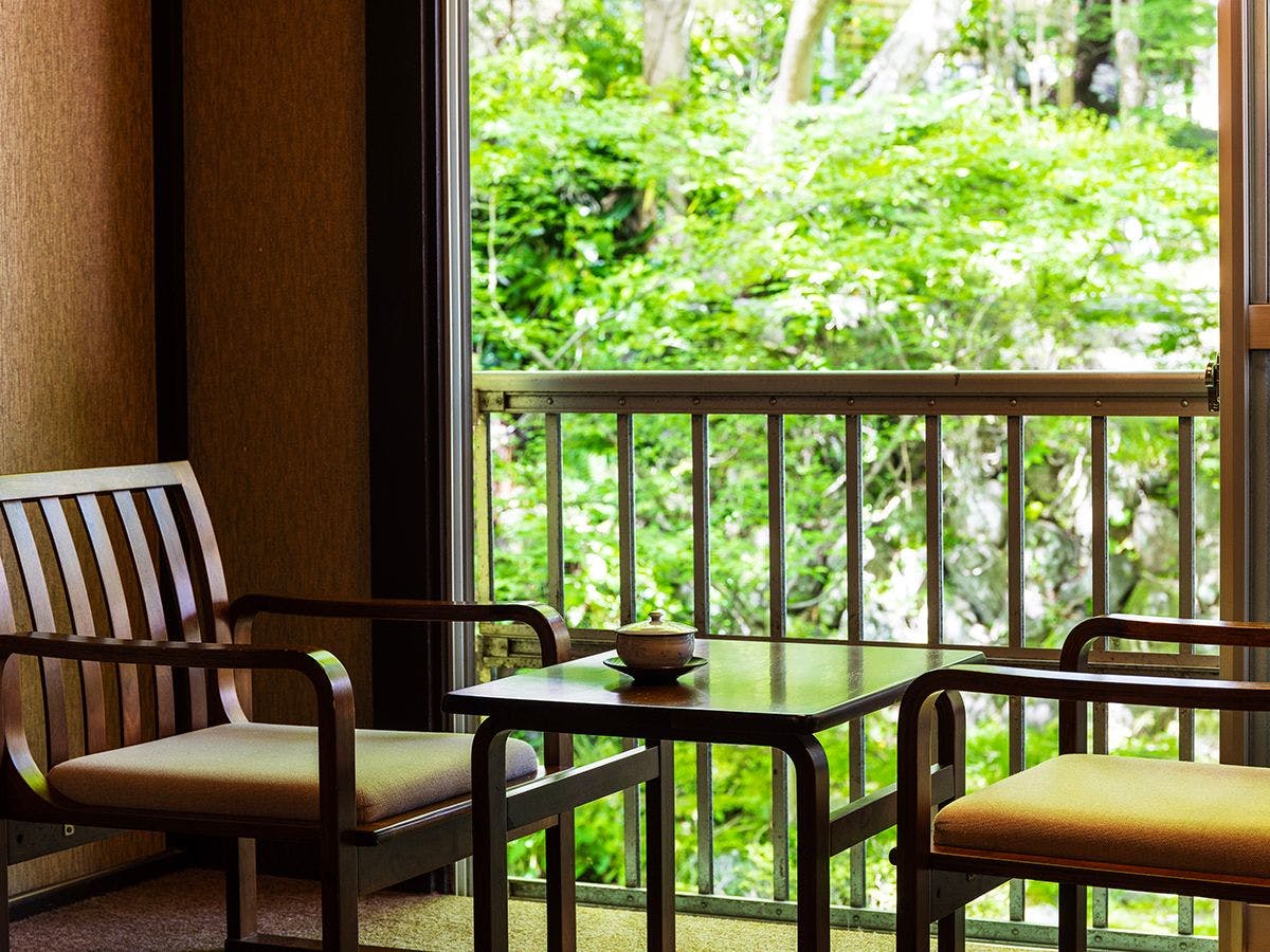 青巒荘 - 【女子旅プラン】温泉で恋バナ！友達や母娘のご旅行に・特典付 2026/1/8よりオールインクルーシブ - ＜夕朝食：お食事処＞和室 ...