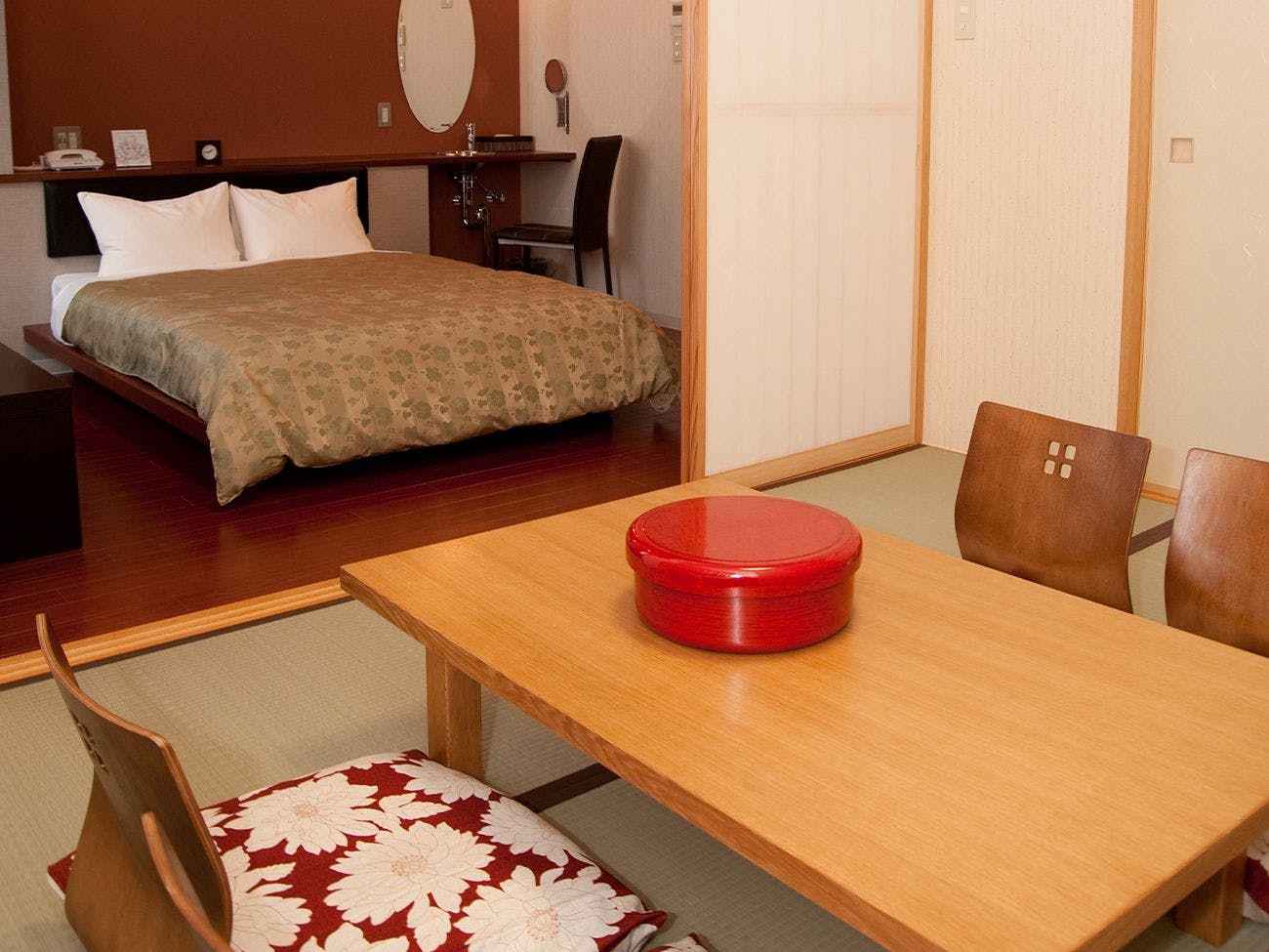 【Quintessa Hotel Fukuoka Watanabe-dori Comic & Books】的空房狀況 - 住宿預訂是[IKYU ...