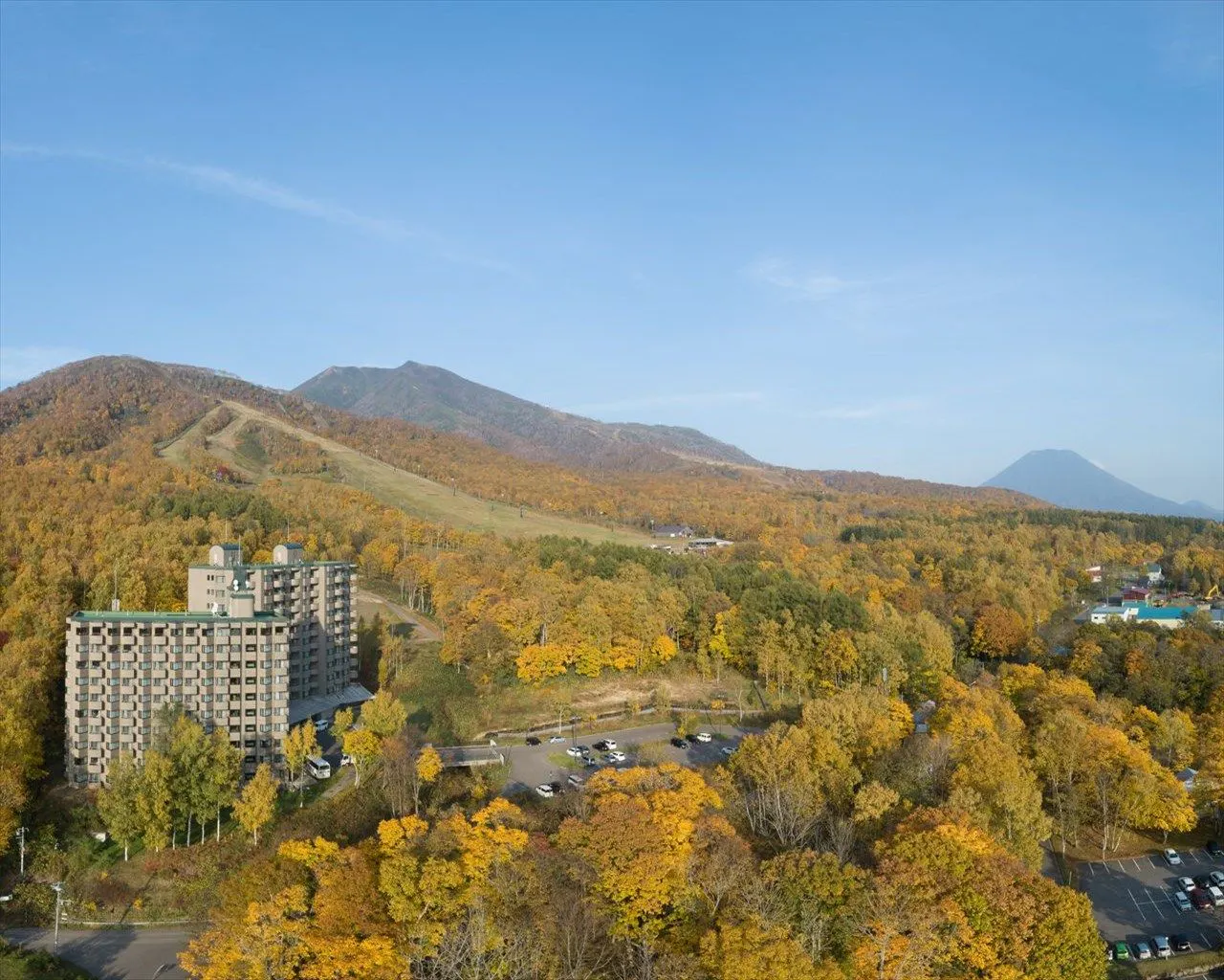 【ワンニセコリゾートタワーズ（ONE NISEKO RESORT TOWERS）】の空室状況を確認する - 宿泊予約は[一休.com]