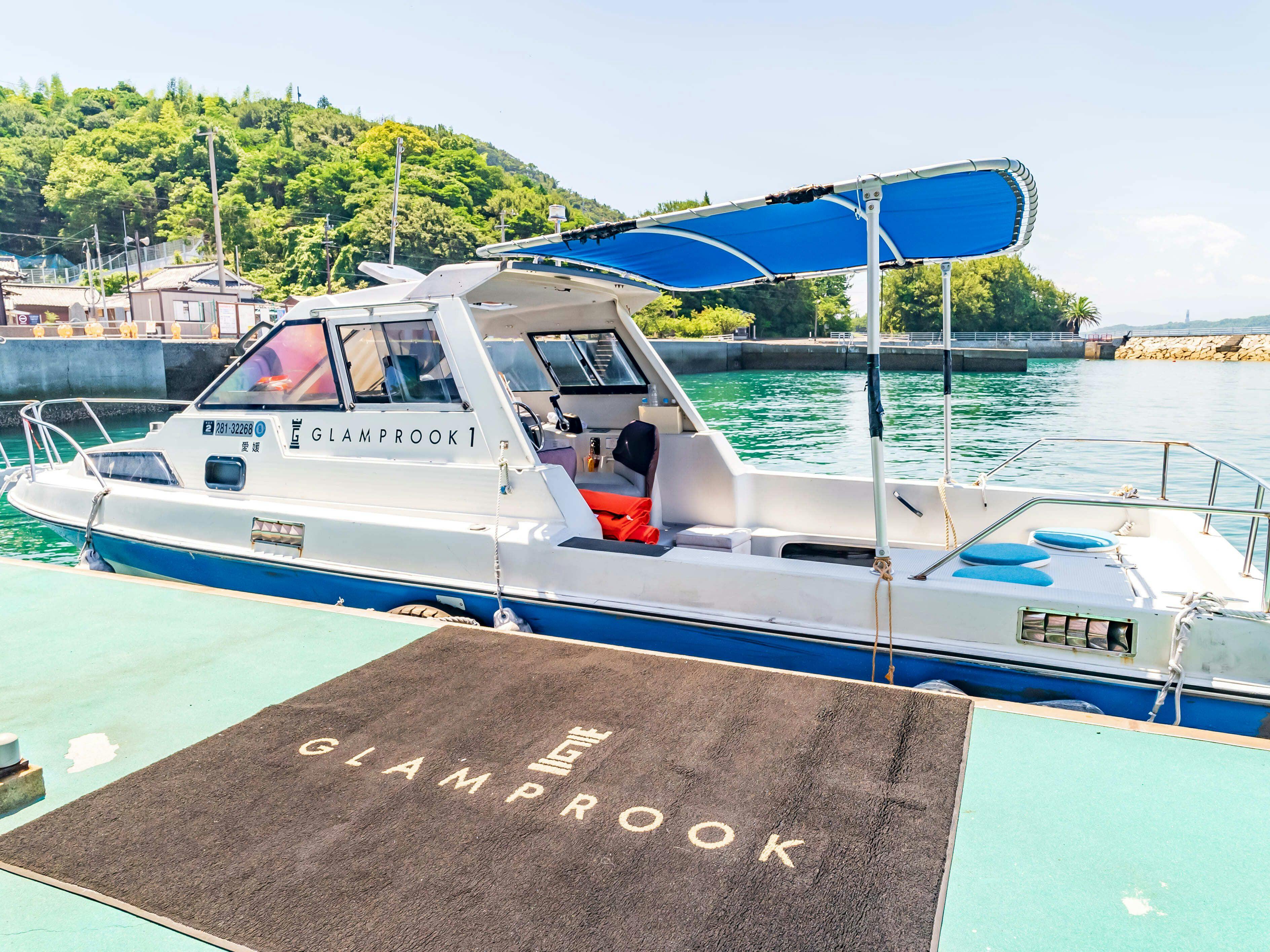 GLAMPROOK しまなみ - 【8月限定】海から始まる島の休日｜プレジャーボートで向かう島のホテルステイ×オールインクルーシブ - スーペリアツインB＜ホテル棟＞ 【Yahoo!トラベル】